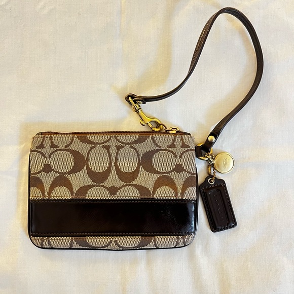 Coach | Bags | Coach Signature Wristlet | Poshmark